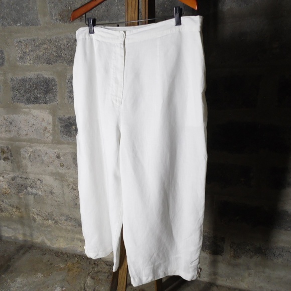Tweeds | Pants & Jumpsuits | Tweeds White Linen Cropped Capri Pants ...